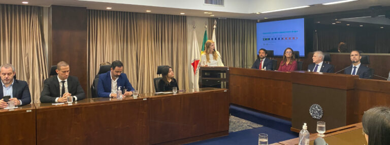 Governo de Minas firma contrato para manejo ambiental de lixo em 200 ...